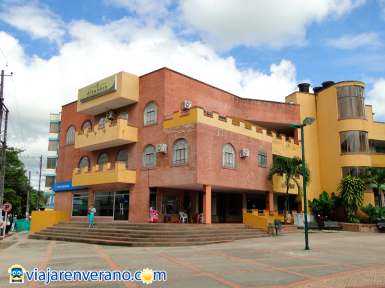 Granada (Meta). - Viajar en Verano