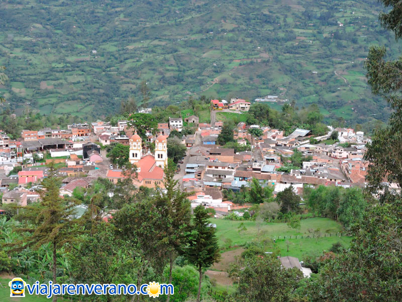 Manta es llamado con razón: Retazo de Cielo en el Valle de Tenza.