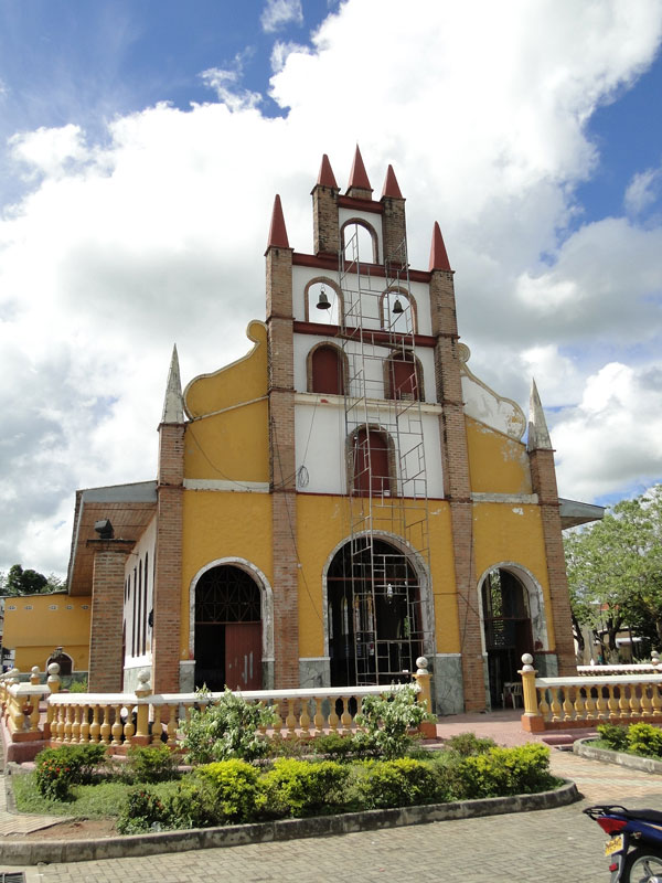 En el Bajo Cauca Antioqueño se encuentra Tarazá.