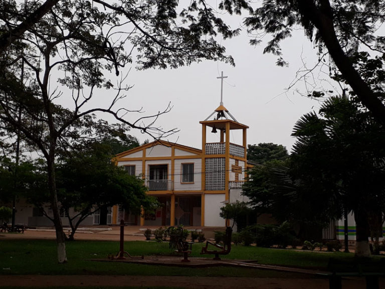 Puerto Rico (Meta), entre Granada y San José del Guaviare.