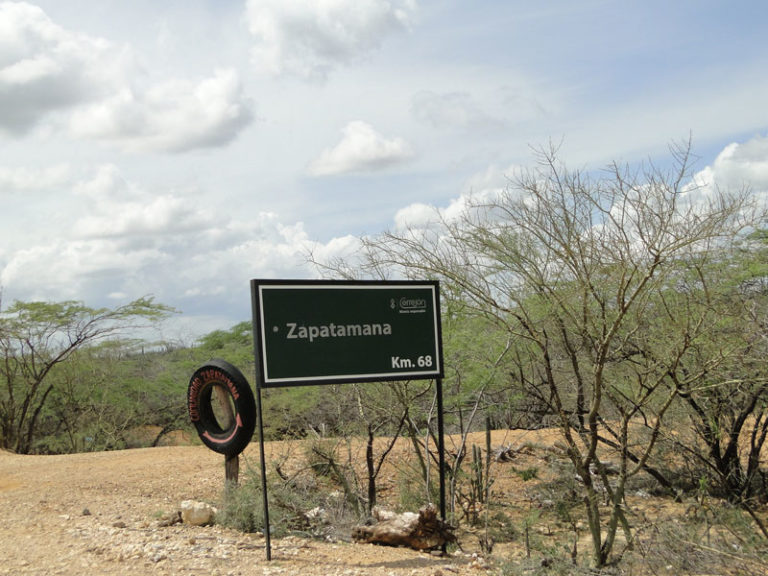 Uribia en La Guajira, es la Cpital Indígena de Colombia.