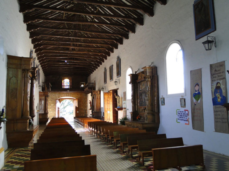 Cabrera (Santander) un pueblo colonial, apasible y bello.