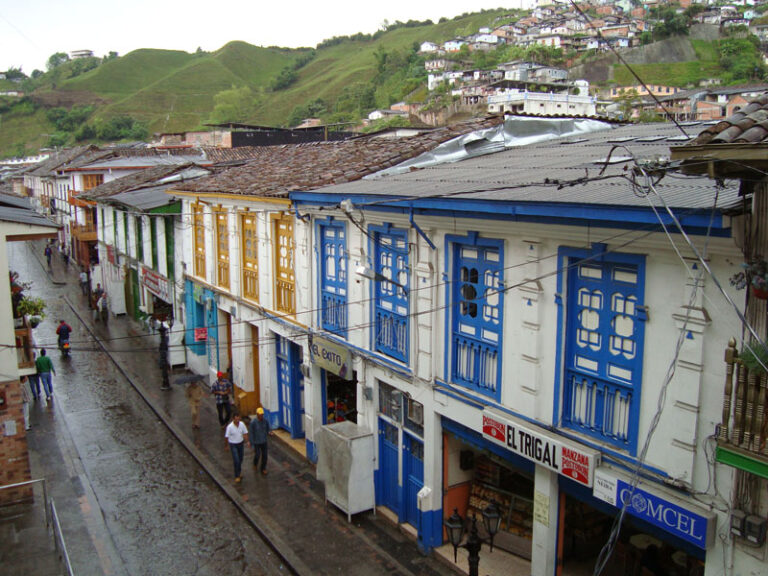 Neira, 'La Ciudad del Corcho', en el departamento de Caldas.